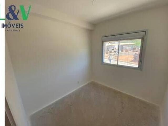 Apartamento novo, sendo 3 dormitórios com 1 suíte