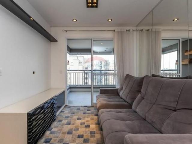 Apartamento novo, todo planejado, andar alto com varanda gourmet na Saúde!