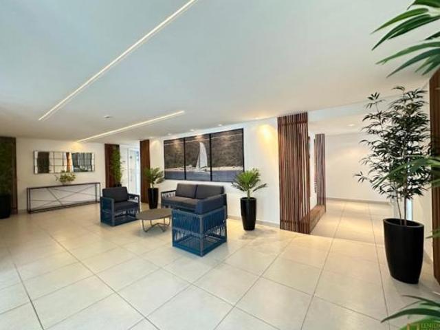 Apartamento novo Toninhas Ubatuba com 02 suites e 02 vagas
