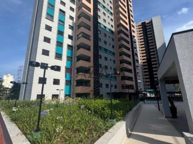 Apartamento novo, último andar, vista livre, sol da manhã e rico em iluminação e ventilação natural