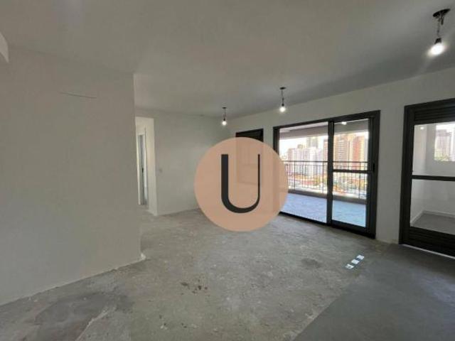 Apartamento novo, 2 suítes, ar condicionado em todos os ambientes 85m2 vaga demarcada R$ 1.100
