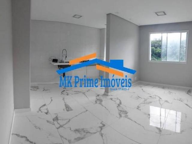 Apartamento novo 2 quartos, sala com teto gesso, cozinha e 1 vaga garagem