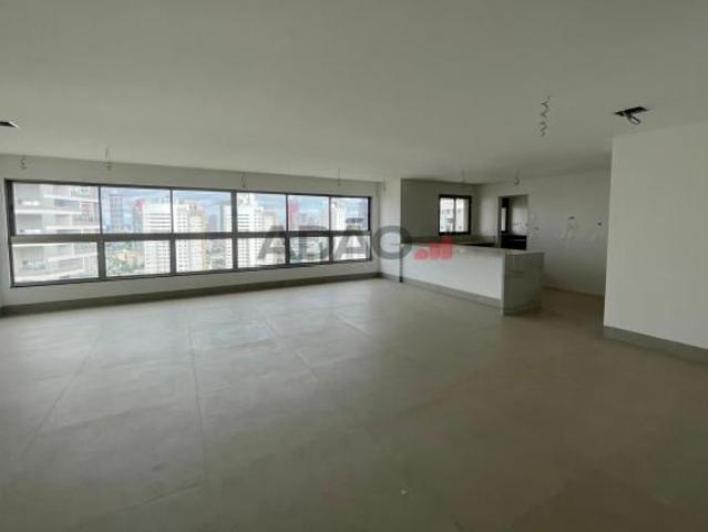 Apartamento Novo 3 Suítes 162m² com Vista Privilegiada no Setor Marista Apartamento com 3 Quarto s
