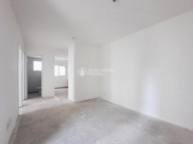 Apartamento nunca habitado de dois dormitórios com infra completa