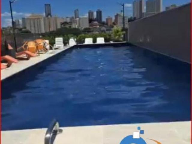 Apartamento O condomínio possui playground, churrasqueira, piscina, academia, salão de festa, pet p