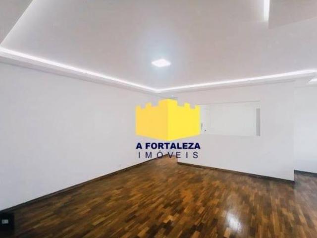 Apartamento om três dormitórios a venda