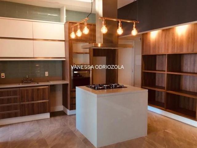 Apartamento de 2 Quartos em Alphaville Empresarial, Barueri SP: 2 Suítes, 3 Salas, 2 Vagas e 98m²! V