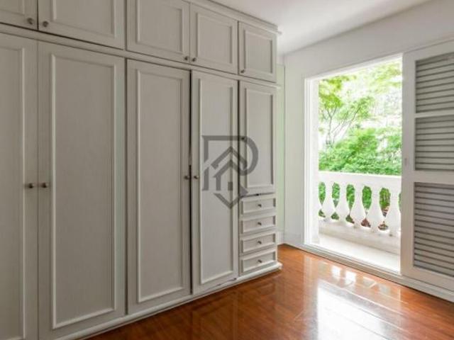 Apartamento Oscar Freire reformado proximo metrô