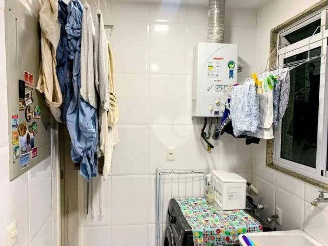Apartamento original 3 quartos, atual 2 quartos, sendo 1 suíte com closet, à venda, 83 m² por R$ 650
