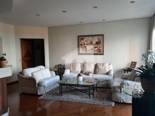 Apartamento otimo local 1 por andar