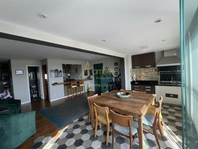 Apartamento Panamby, ótima localização, andar alto e vista linda!