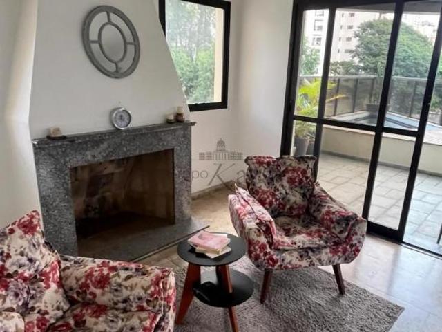 Apartamento Panamby 3 Suítes 196m²