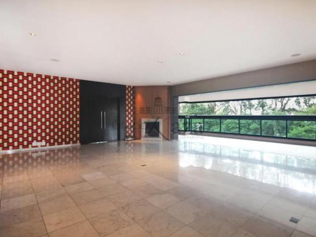 Apartamento Panamby 4 Dormitórios 385m²