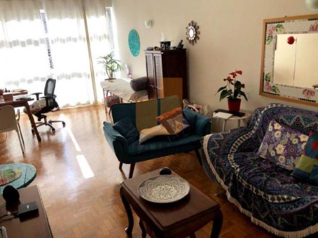 Apartamento padrão com com 2 dormitorios e sem vaga