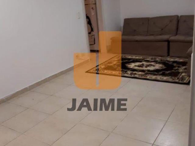 Apartamento padrão com 2 dormitórios e 1 vaga