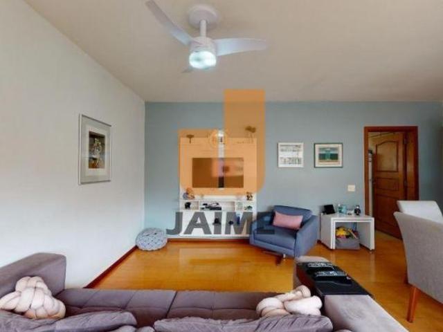 Apartamento padrão com 3 dormitórios sendo 1 suite e 2 vagas