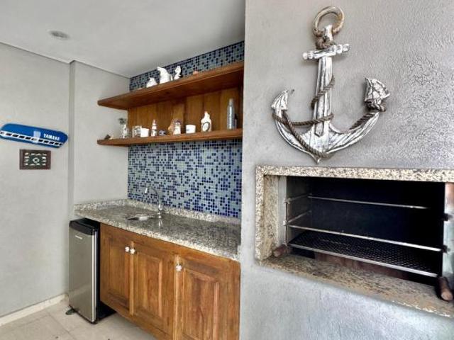 Apartamento padrão à Venda, Astúrias, Guarujá, SP