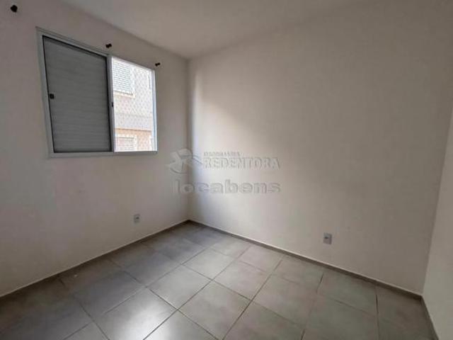 Apartamento Padrão à Venda com 2 Dormitórios no bairro Vila Toninho