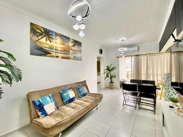 Apartamento padrão à Venda, Pitangueiras, Guarujá, SP
