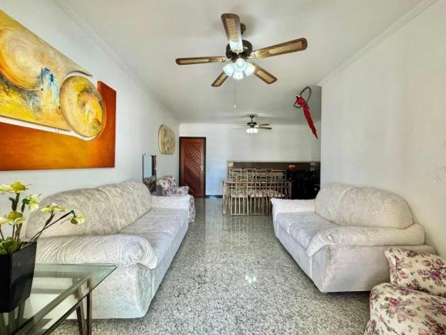 Apartamento padrão à Venda, Pitangueiras, Guarujá, SP