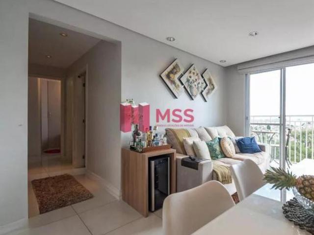 Apartamento Padrão de 2 Quartos com 1 Vaga 50m² à Venda