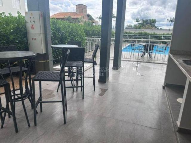 Apartamento Padrão em Araraquara