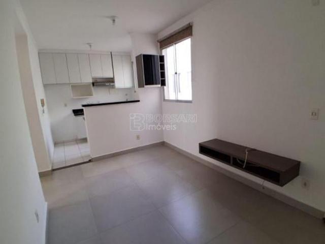 Apartamento Padrão em Araraquara