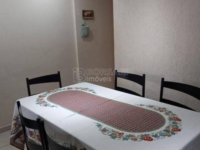 Apartamento Padrão em Araraquara