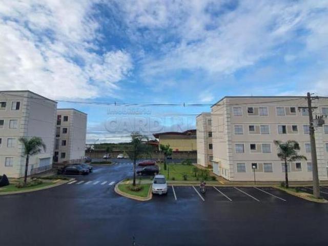 Apartamento Padrão em Araraquara