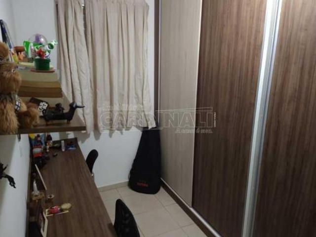 Apartamento Padrão em Araraquara