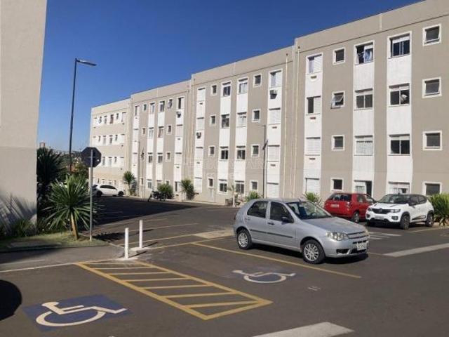 Apartamento Padrão em Araraquara