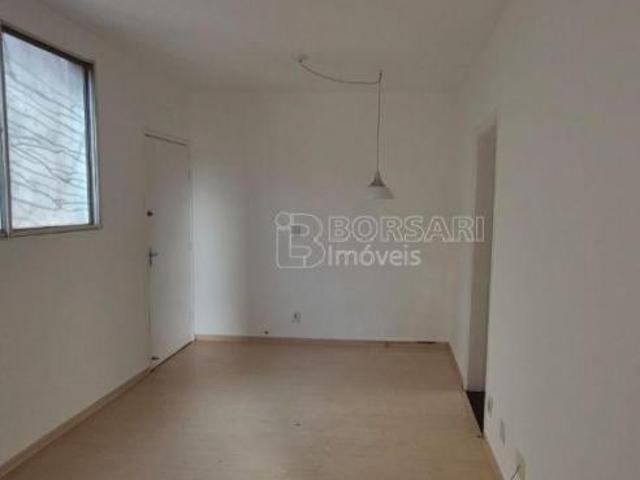 Apartamento Padrão em Araraquara