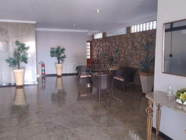 Apartamento Padrão em Araraquara