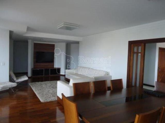 Apartamento Padrão em Araraquara