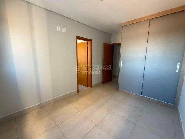 Apartamento Padrão em Araraquara