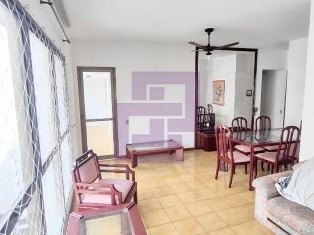 Apartamento Padrão em Guarujá