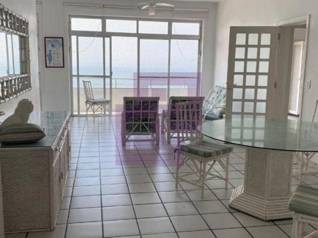 Apartamento Padrão em Guarujá