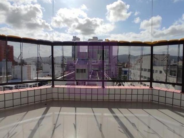 Apartamento Padrão em Guarujá
