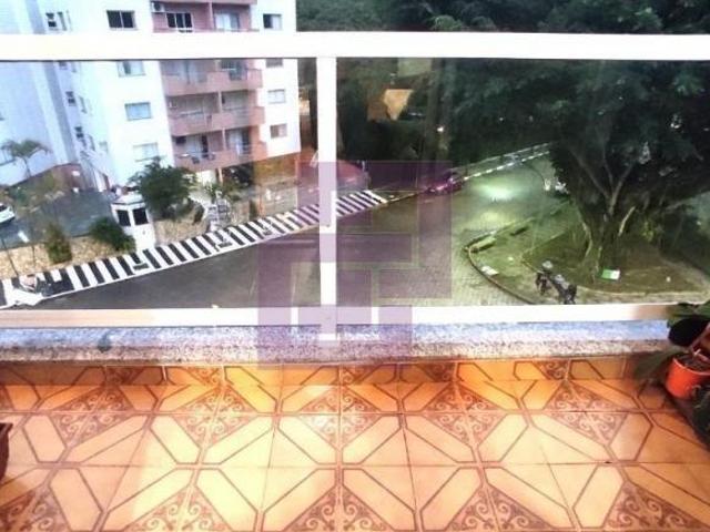 Apartamento Padrão em Guarujá