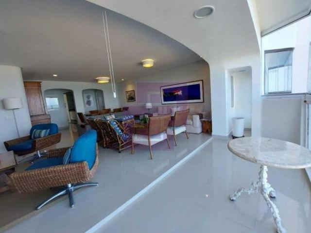 Apartamento Padrão em Guarujá
