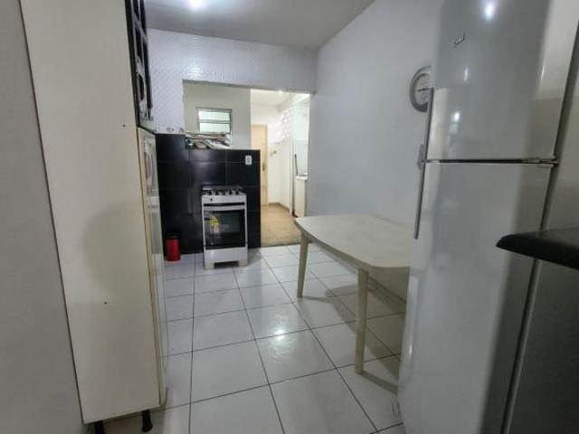 Venda Apartamento Santos SP Viva o Embaré: O Mar a 200m e a Qualidade de Vida que Você Merece