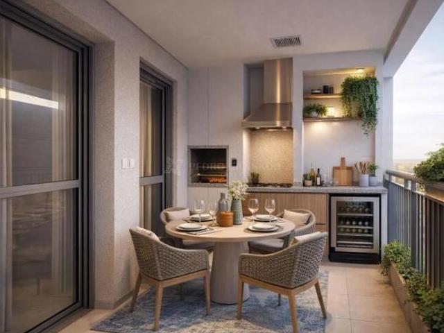 Apartamento Padrão em Maringá