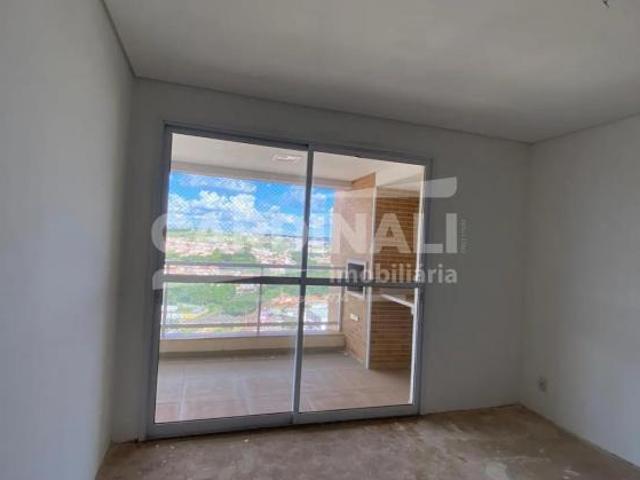 Apartamento Padrão em São Carlos