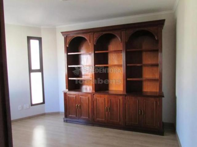 Apartamento Padrão em São José do Rio Preto