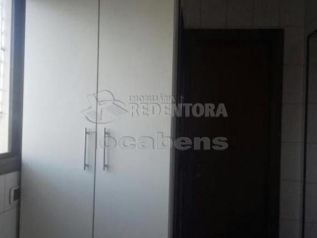 Apartamento Padrão em São José do Rio Preto