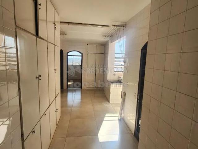 Apartamento Padrão em São José do Rio Preto
