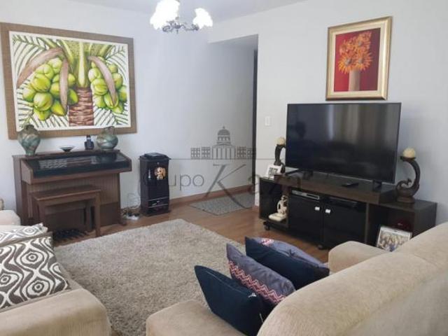 Apartamento Padrão em São José dos Campos