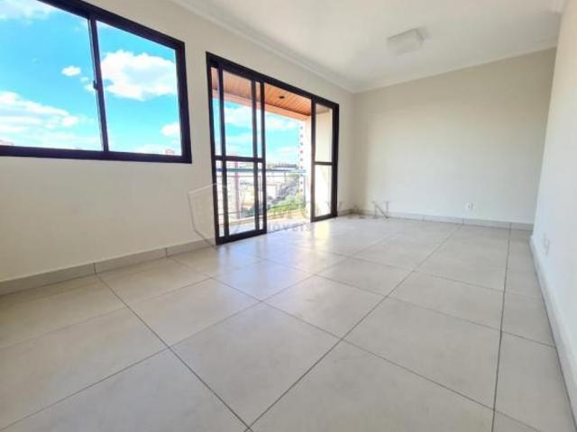Apartamento Padrão em Ribeirão Preto