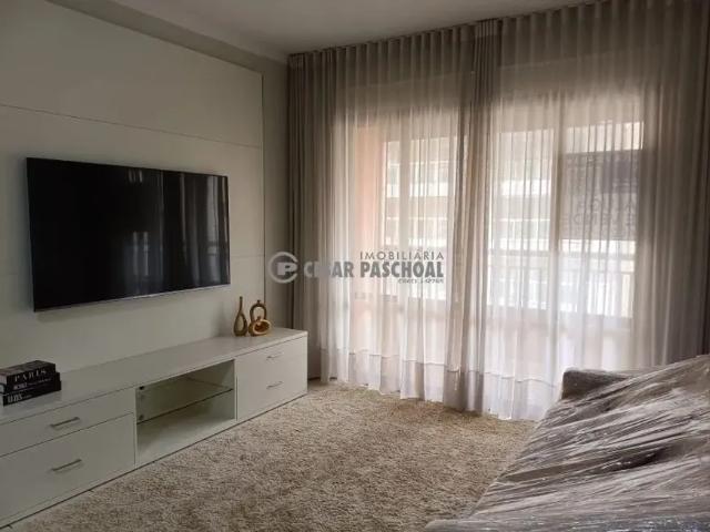 Apartamento Padrão Jardim Botânico Excelente apartamento no Botanico com 3 suites sendo uma reversi