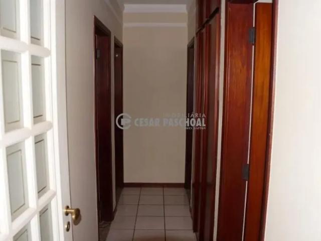 Apartamento Padrão Jardim Presidente Médici 3 dormitórios, sendo 1 suíte com armários sala 2 ambi